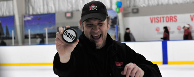 Chuck a puck for charity - Pacific Navy News : Pacific Navy News