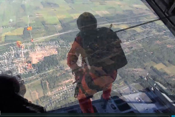 Jump Camp for SAR Techs - Pacific Navy News : Pacific Navy News