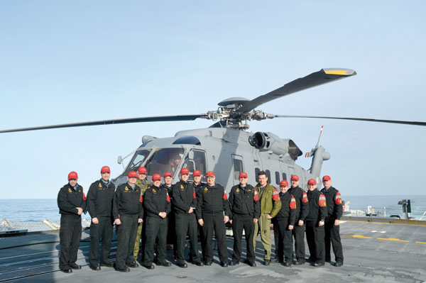 Sea Training Pacific onboard for Montreal CH-148 Cyclone program ...