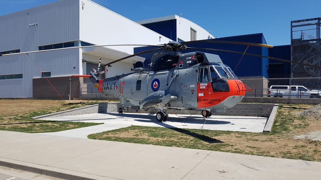 Seaking Becomes Gate Guardian - Pacific Navy News